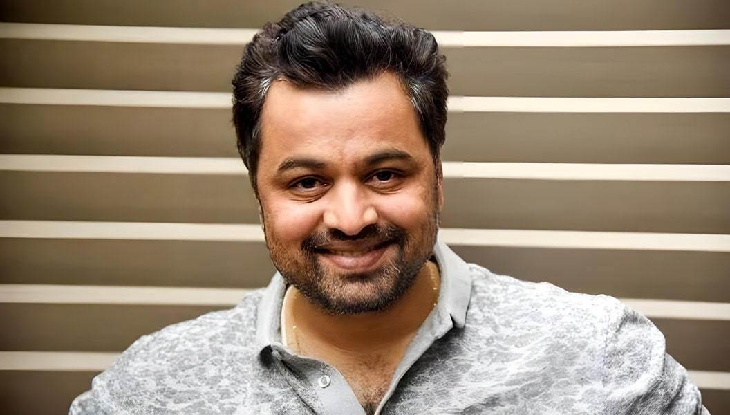 Subodh Bhave Leads Powerful Drama ‘His Story of Itihaas'